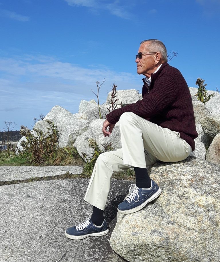 Robert Roy Larsen - Heritage Funeral Complex